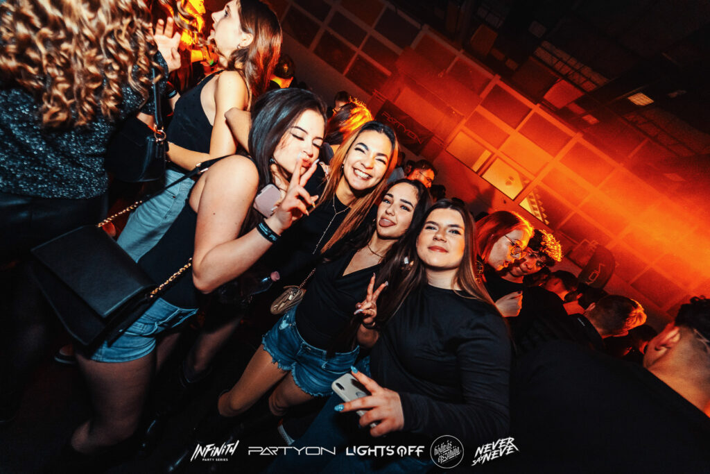 WINTER FESTIVAL | 2025.12.28. KAPOSVÁR, SPORTCSARNOK • NEVER SAY NEVER